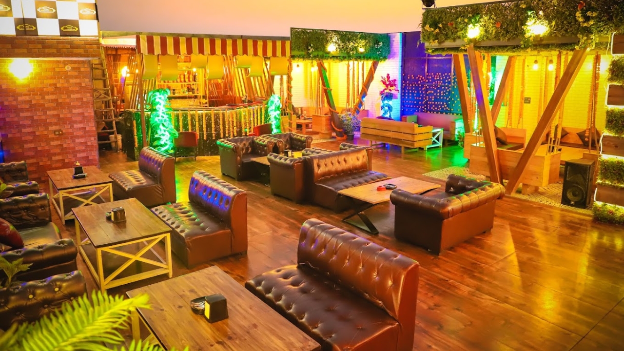 Top 8 Cafes In Punjabi Bagh To Tempt Your Taste Buds - Frequip