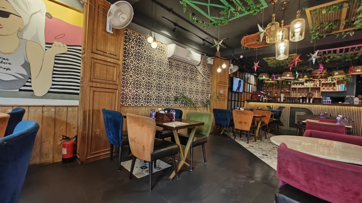 Top 8 Cafes In Punjabi Bagh To Tempt Your Taste Buds - Frequip