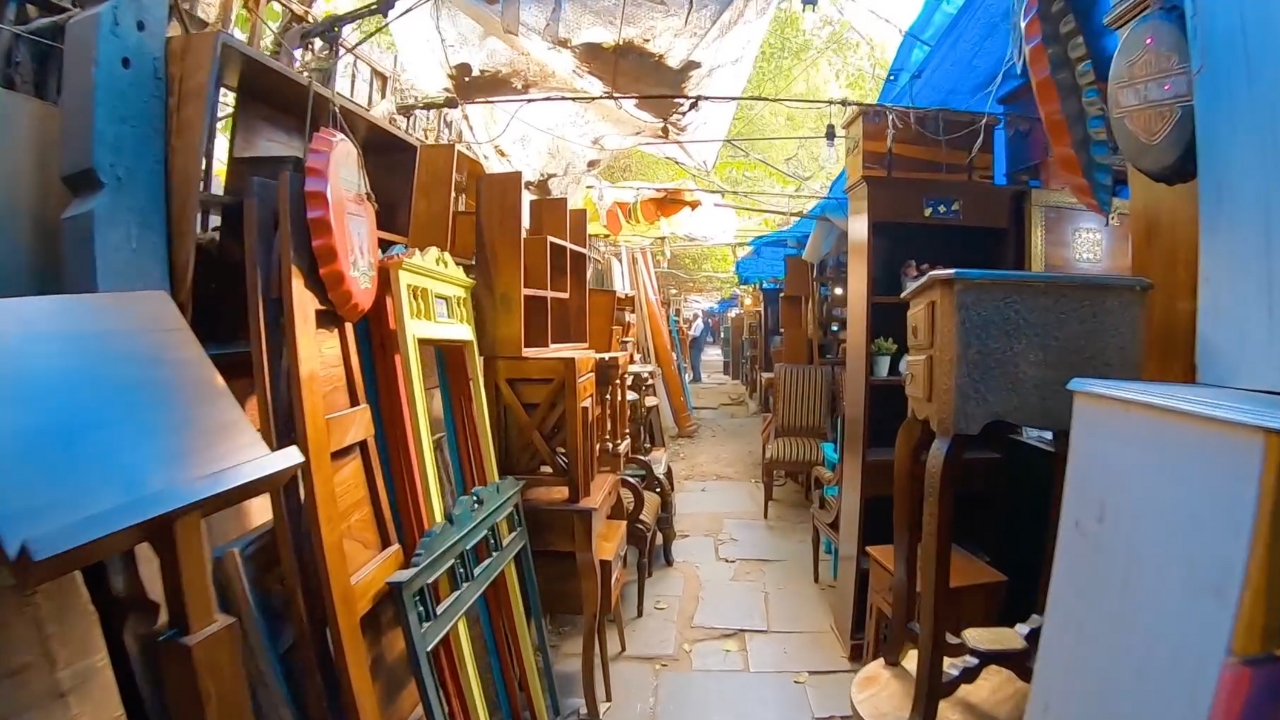 Amar Colony Furniture Market – Discover Unique Finds - Frequip