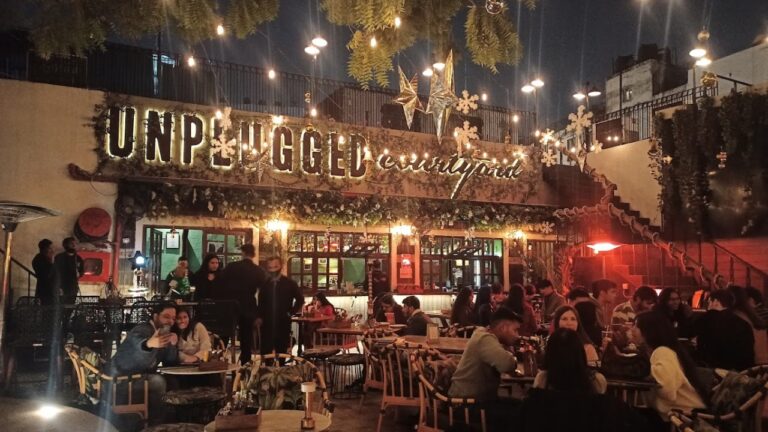 9 Best Cafes in CP for Hanging Out with Friends in 2024 - Frequip