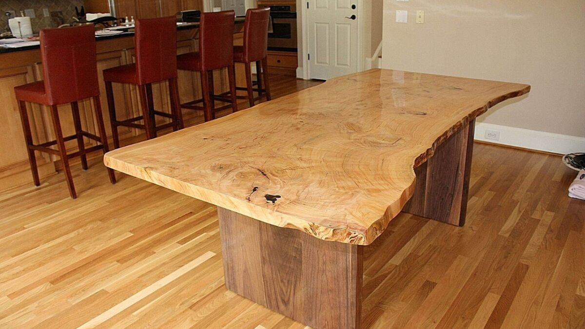 Top 10 Best Wood For Furniture – An Ultimate Guide - Frequip